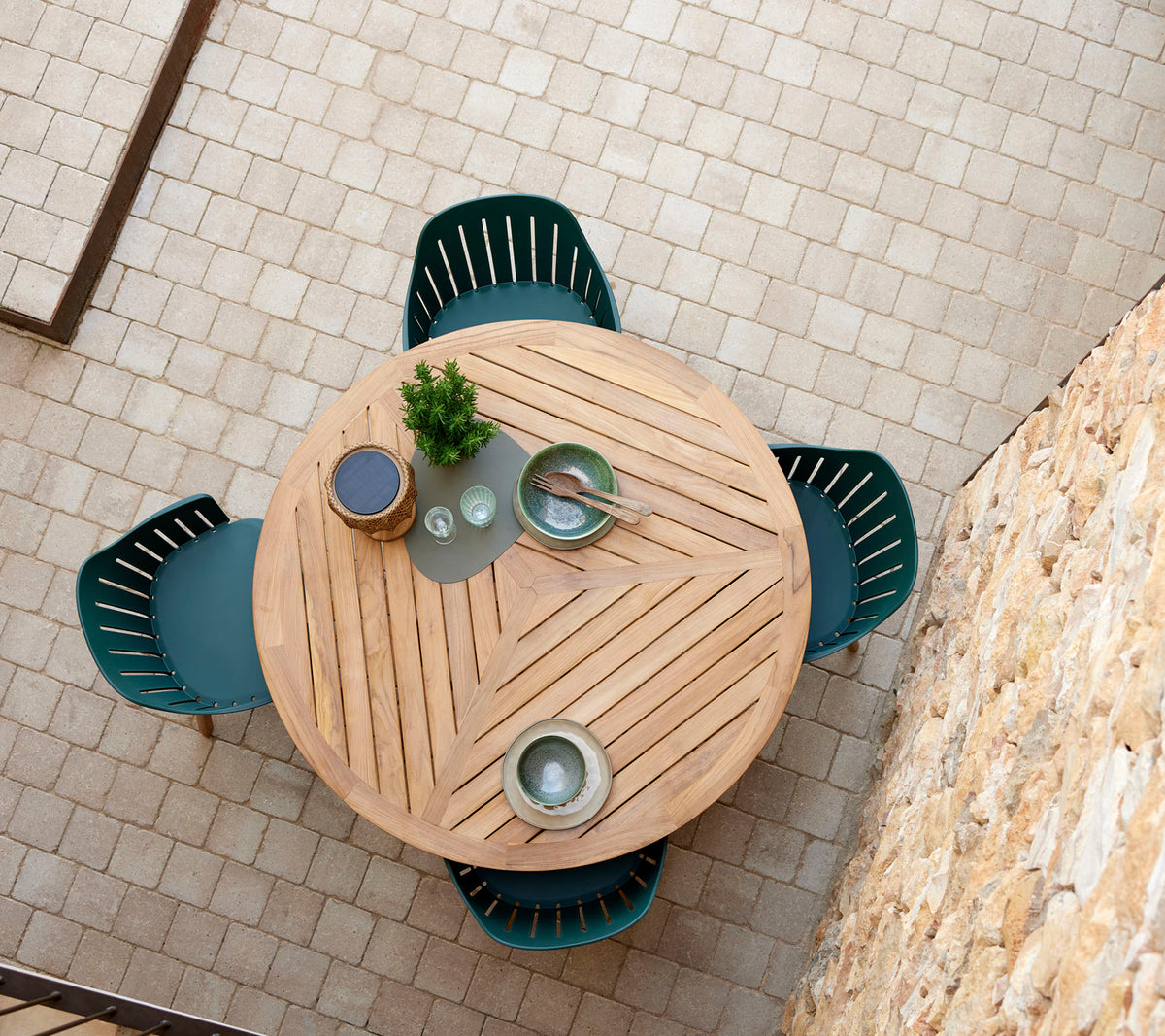 Cane-line Define table de salle à manger, ronde - Meubles design danois ...